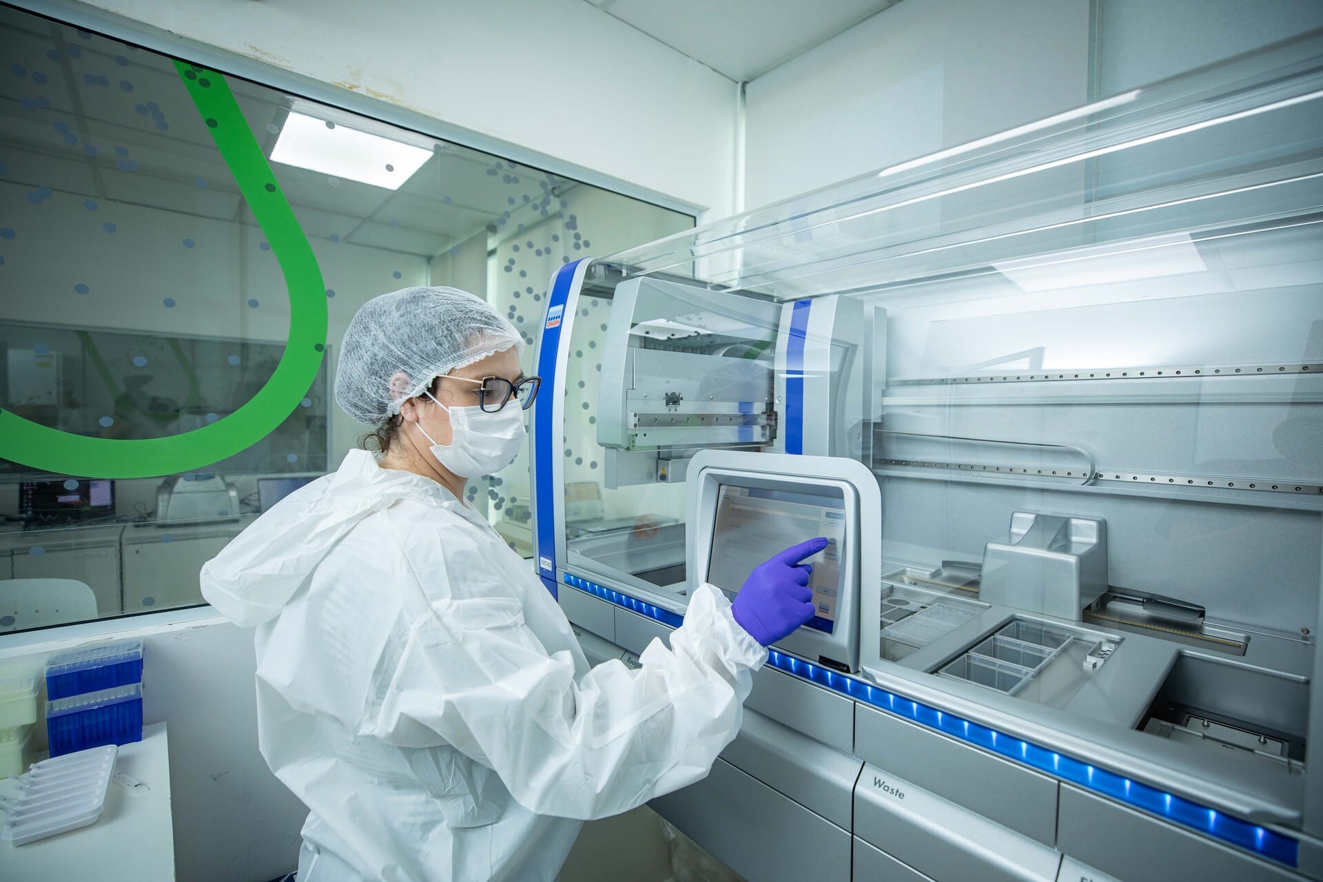 Central Laboratory specializing in high-complexity analyses